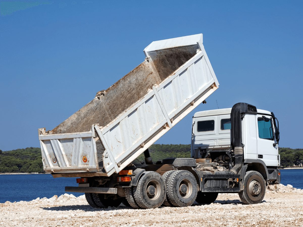Chinese Dump Truck | Pilotruck