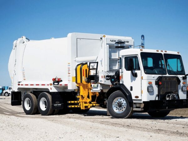 Side Loader Garbage Truck | Pilotruck
